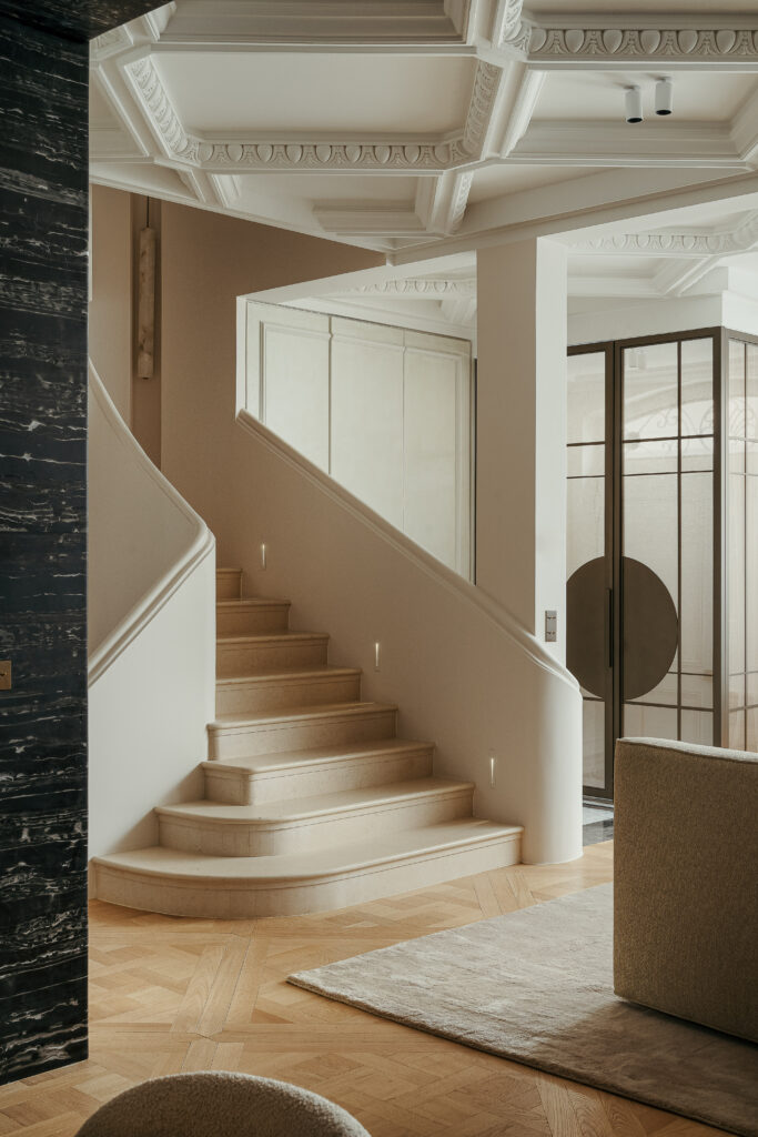 COURCELLES HOTEL C. - KY Architecture